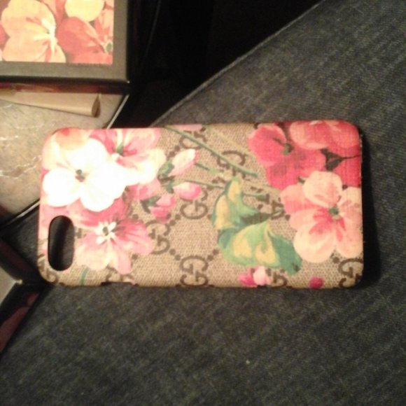 Gucci | Cell Phones & Accessories | Gucci Blooms Iphone Case 6s7s ...